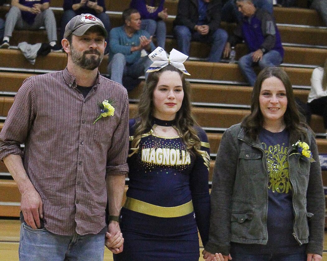 Magnolia Seniors Honored | News, Sports, Jobs - Wetzel Chronicle